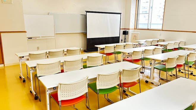 【壺川駅徒歩5分】定員42+α名!プロジェクター含む備品・高速Wi-Fi無料!壺川204会議室の写真11