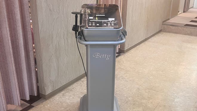 【個室(中)レンタル】~平日20%OFF!~ 谷町九丁目駅徒歩1分✨ヨーロピアン基調の落ち着いた店内で自分らしくワークライフ✨の写真14