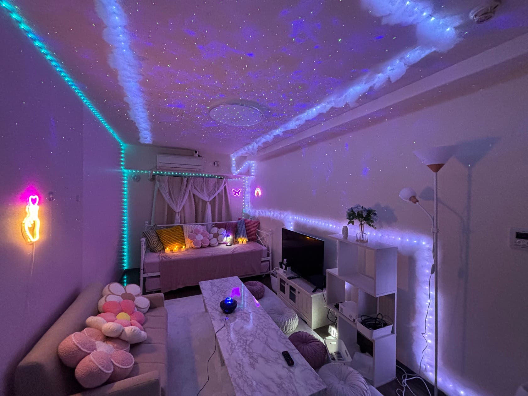 ✨オープンセール✨駅5分🚶おうちデート👫女子会❤️誕生日会🎂推し会🌹ママ会✨120インチプロジェクタの写真11