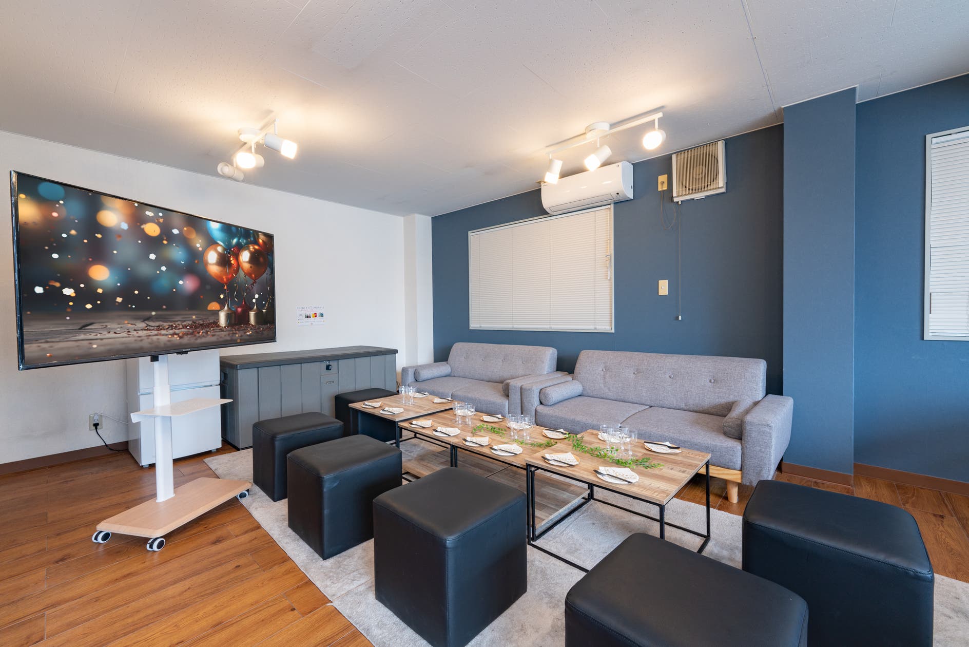 五反田駅6分✨最大40名⭕️飲食OK/100㌅スクリーン/モニター/ゴミ処理可/会議/懇親会/歓送迎会【KTY02】の写真5