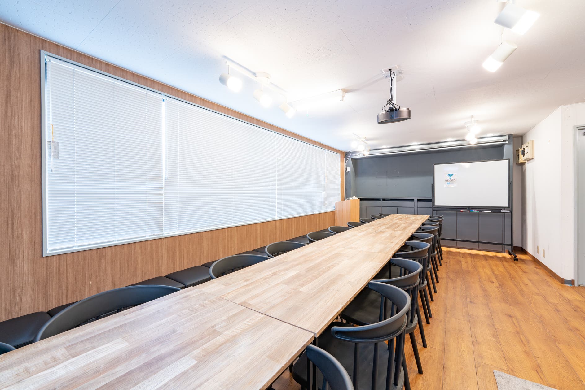 五反田駅6分✨最大40名⭕️飲食OK/100㌅スクリーン/モニター/ゴミ処理可/会議/懇親会/歓送迎会【KTY02】の写真20