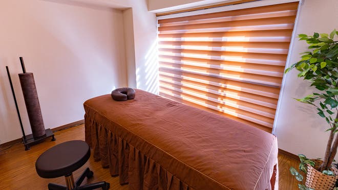 【スペアベッド無料!】久屋大通駅徒歩1分。広々空間で落ち着いた完全プライベート空間。エステ、整体、講習会、ヨガなど。の写真2