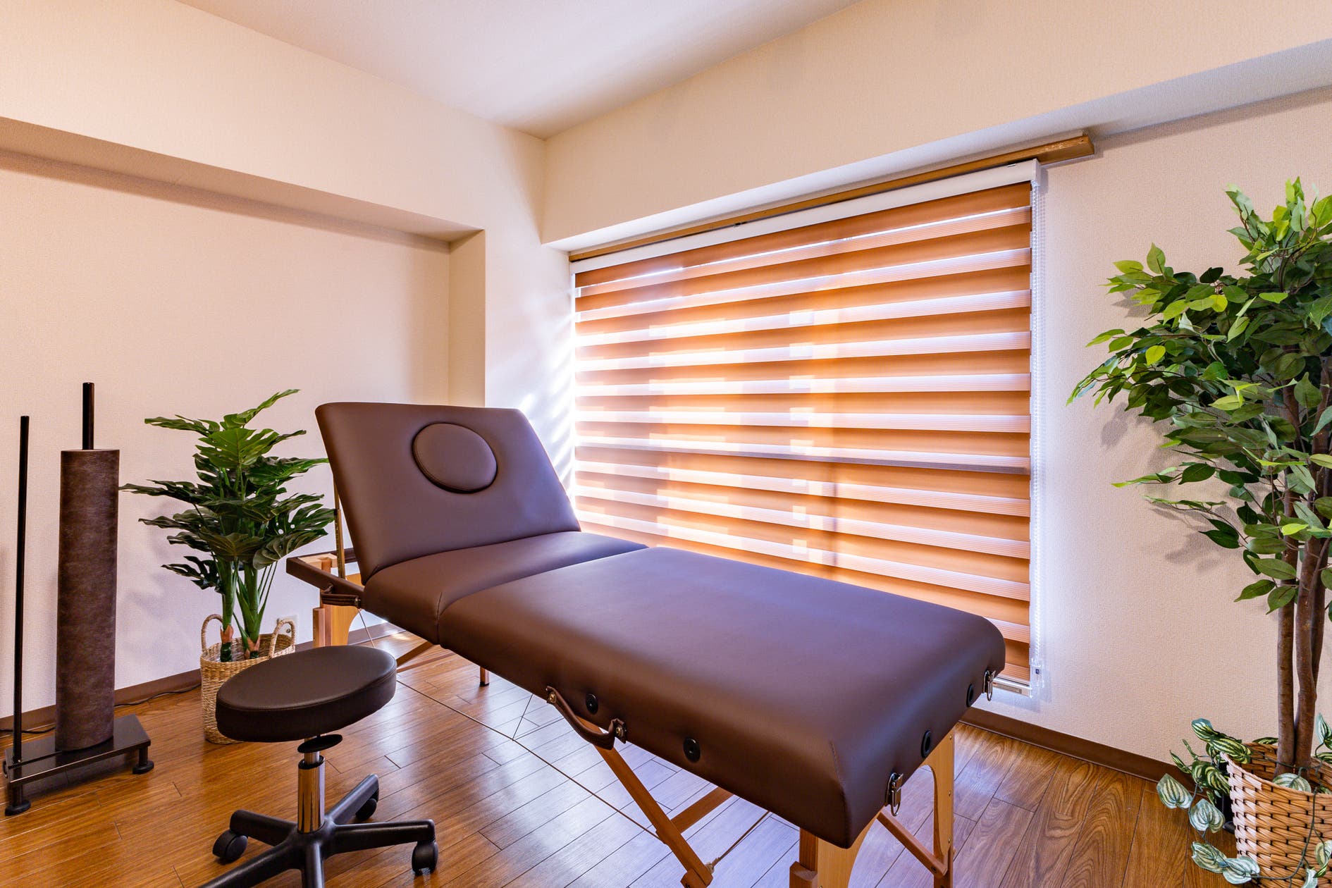 【スペアベッド無料！】久屋大通駅徒歩１分。広々空間で落ち着いた完全プライベート空間。エステ、整体、講習会、ヨガなど。の写真20