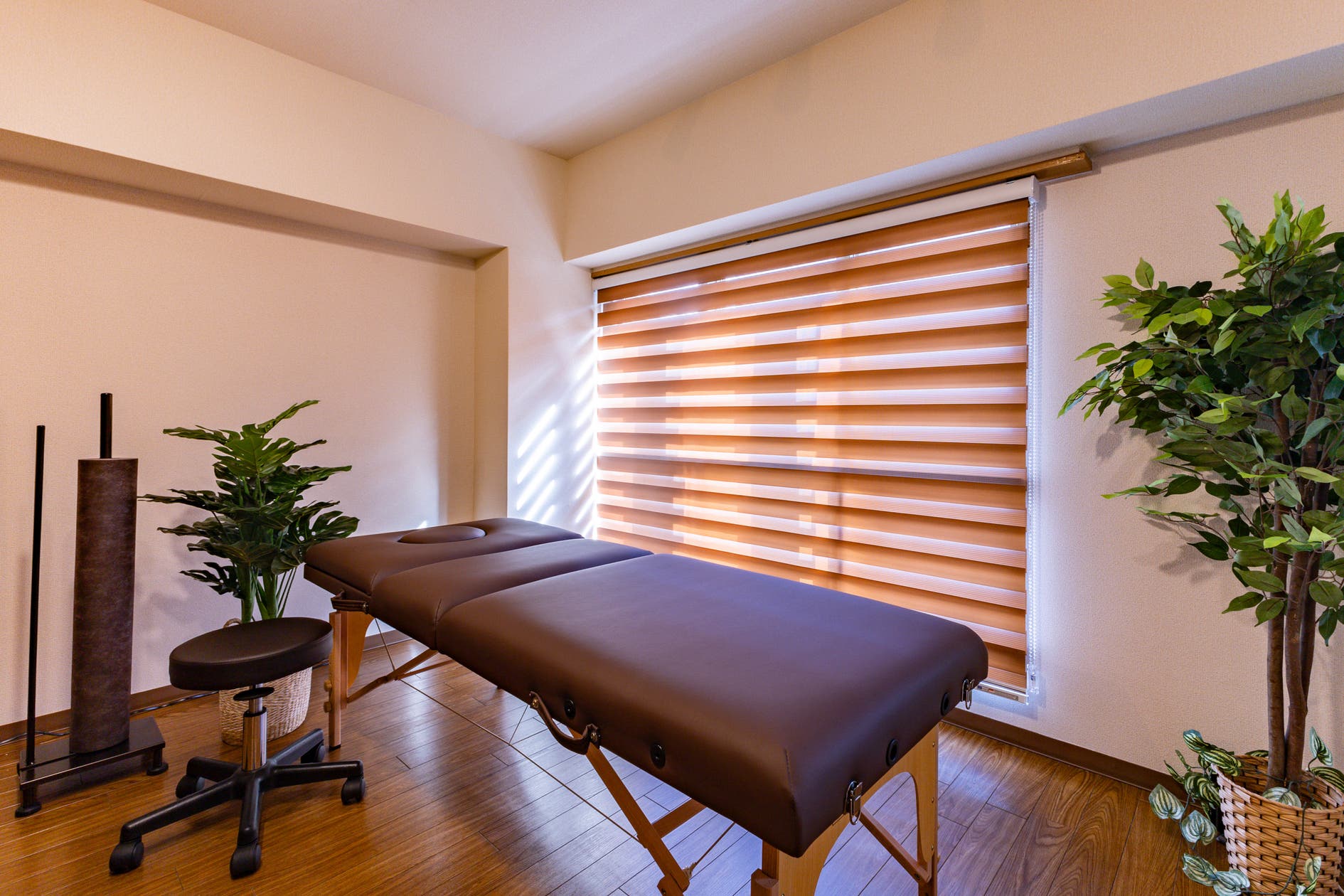 【スペアベッド無料！】久屋大通駅徒歩１分。広々空間で落ち着いた完全プライベート空間。エステ、整体、講習会、ヨガなど。の写真23