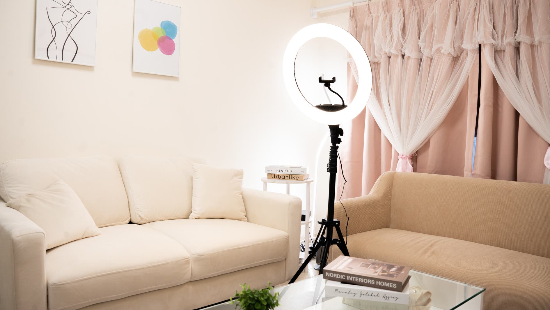 LEDリングライトの画像1