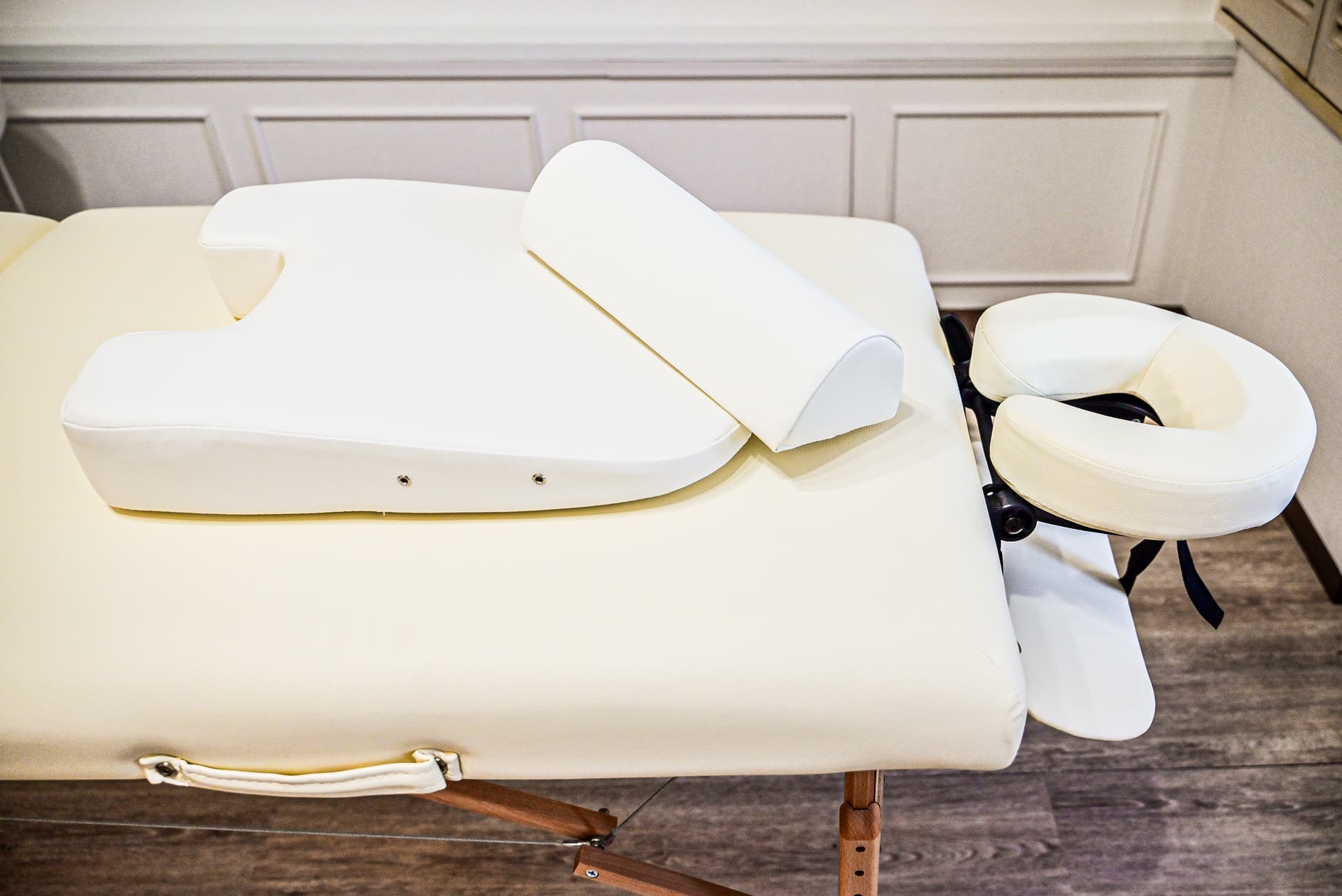 名古屋【金山駅徒歩2分】完全個室のプライベート空間🌿可愛い内装が女性に人気✨備品すべて無料の写真4