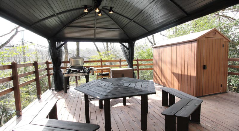 【1日1組限定】自然豊かな貸切BBQ場、優雅なひとときプライベートキャンプ場・BBQコンロ・焚き火台貸出！アウトドア