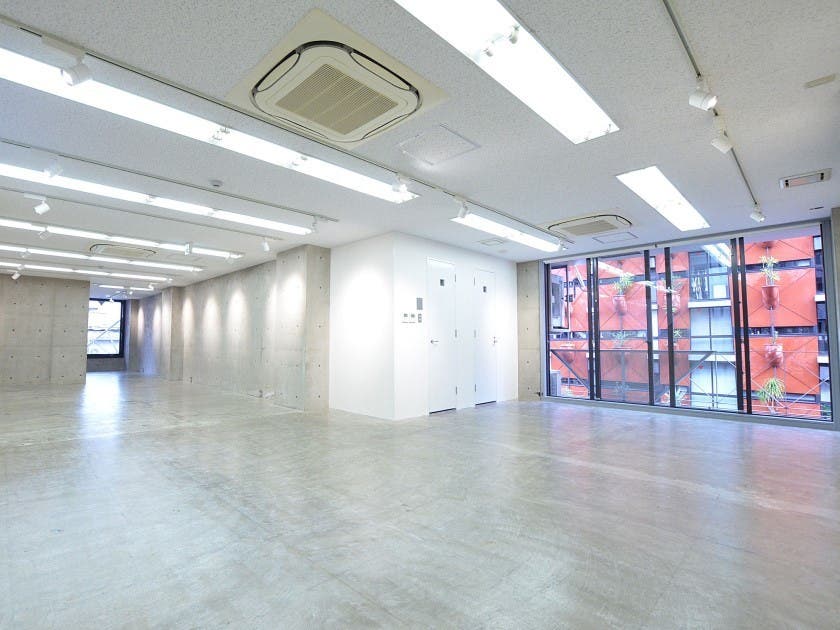 【5F-ワンフロア】ワンフロアのプライベートスペースなので幅広い演出も可能です。【大阪市中央区】の写真5