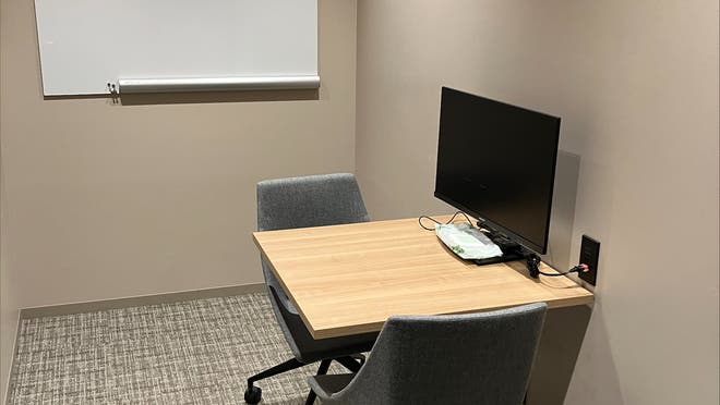 会議室 05(2名)の写真1