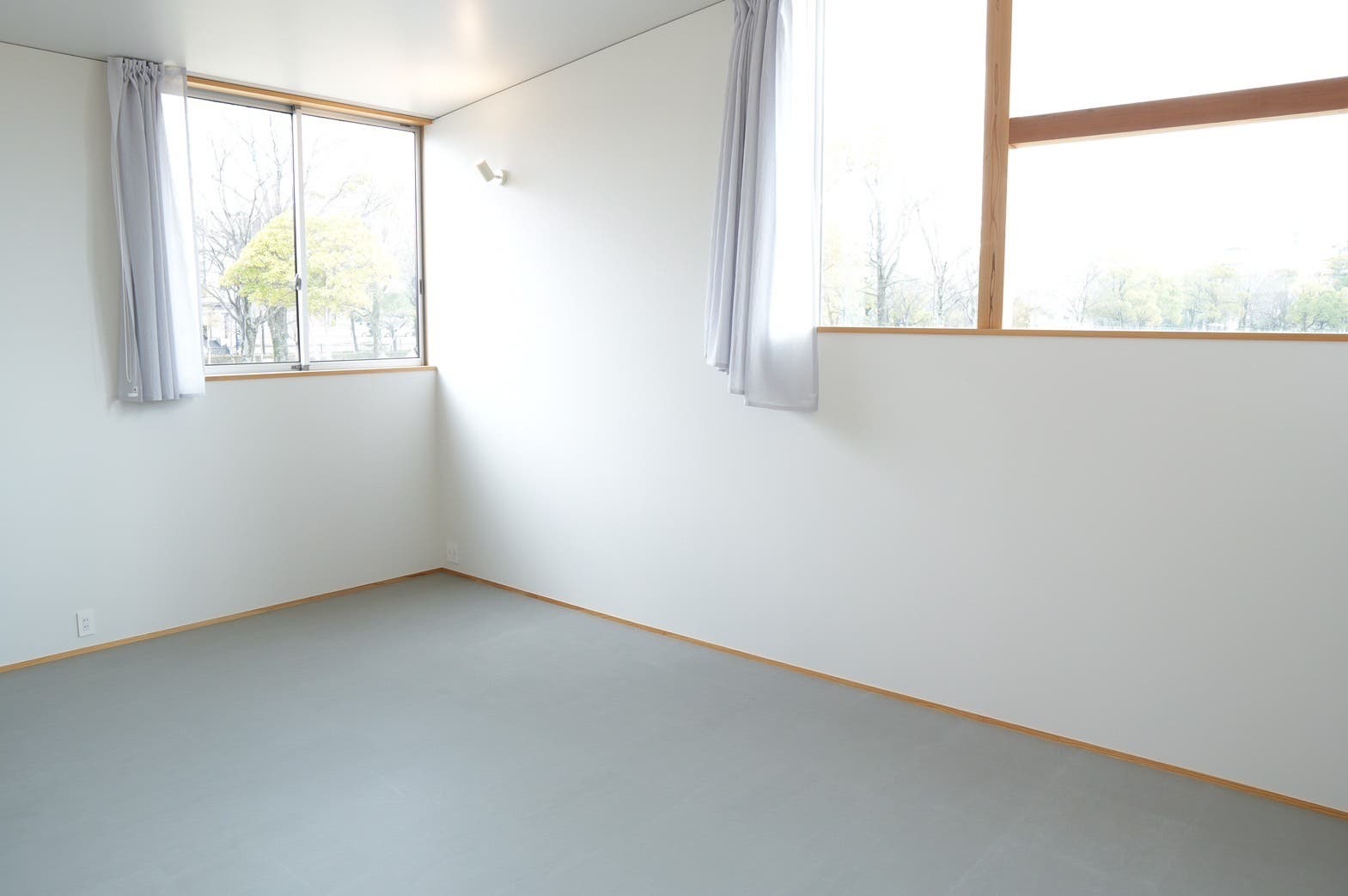 【西鉄久留米駅徒歩15分】久留米中央公園隣接カフェ内のレンタルスペース／展示会／ギャラリー／イベント／教室などにおすすめ！の写真2