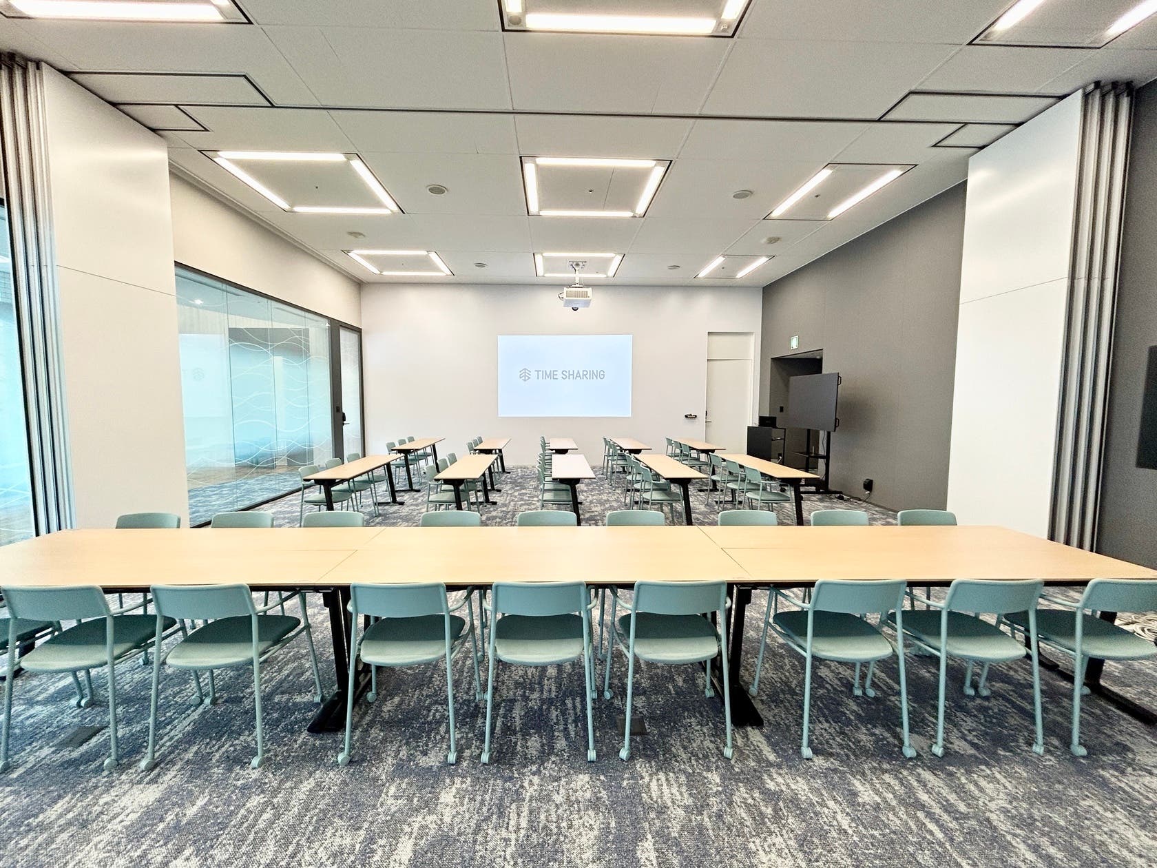 Conference RoomⅡ＋Ⅲ＋ラウンジ【勝どき駅 徒歩10分】設備・備品が充実♪便利な駅近♥の写真6