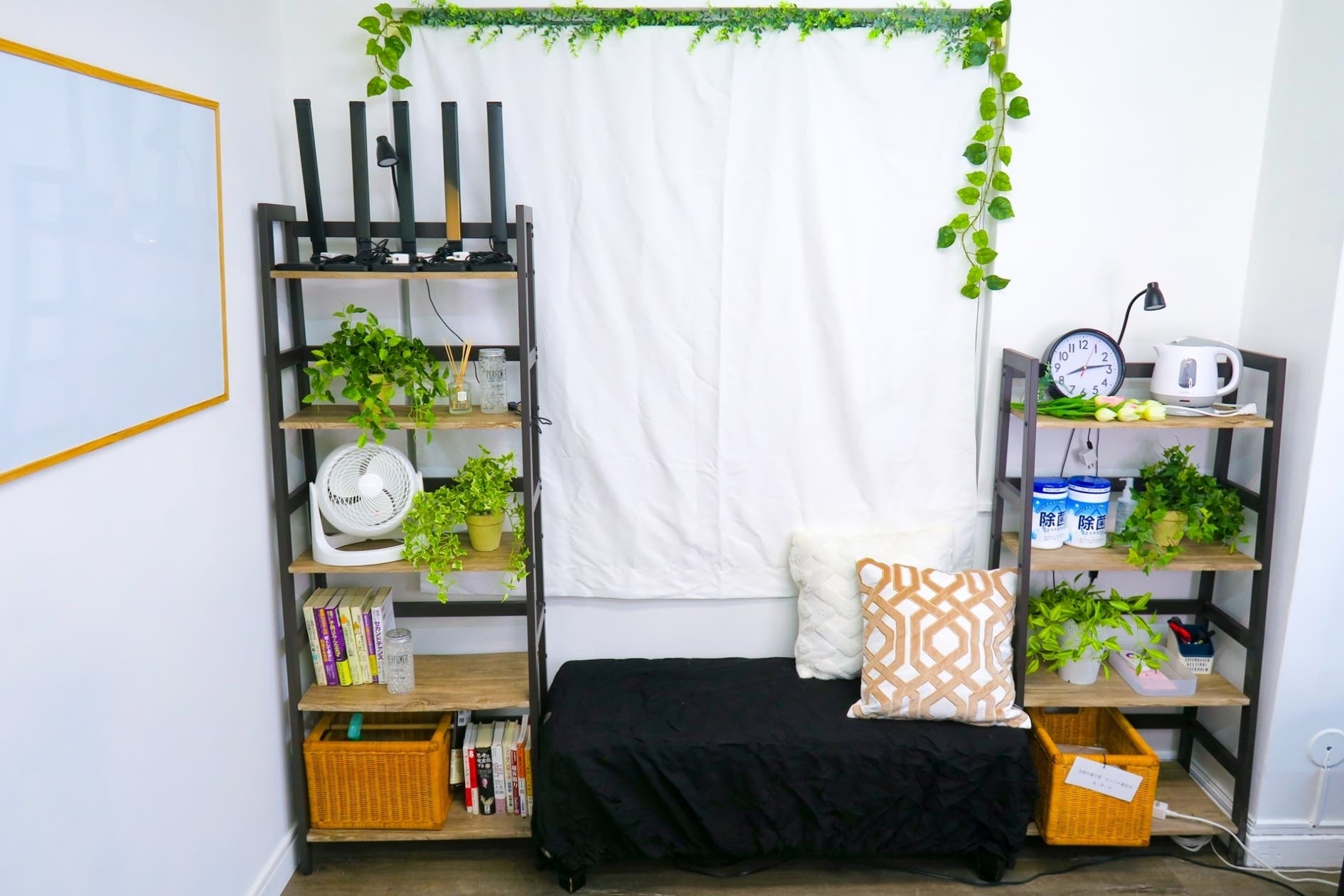 直前割を実施✨東京神田🍀最大20名可🍀駅近２階🍀施術ベッド✨全備品無料✨お得な1日プラン有✨会議/ボードゲームに最適✨の写真11