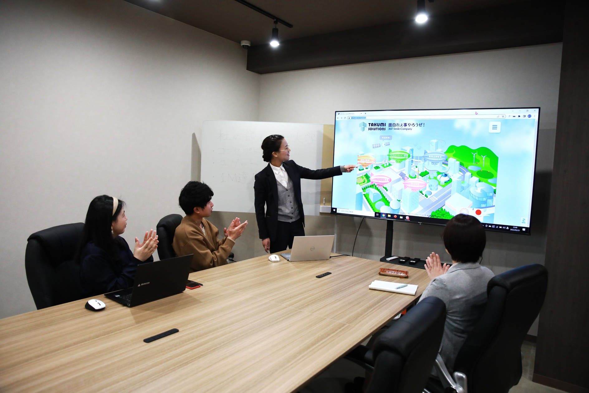 【仙台駅徒歩8分】ミーティングルーム｜落ち着いた雰囲気｜完全個室｜会議｜セミナー｜講座｜ボドゲ｜撮影・収録の写真2