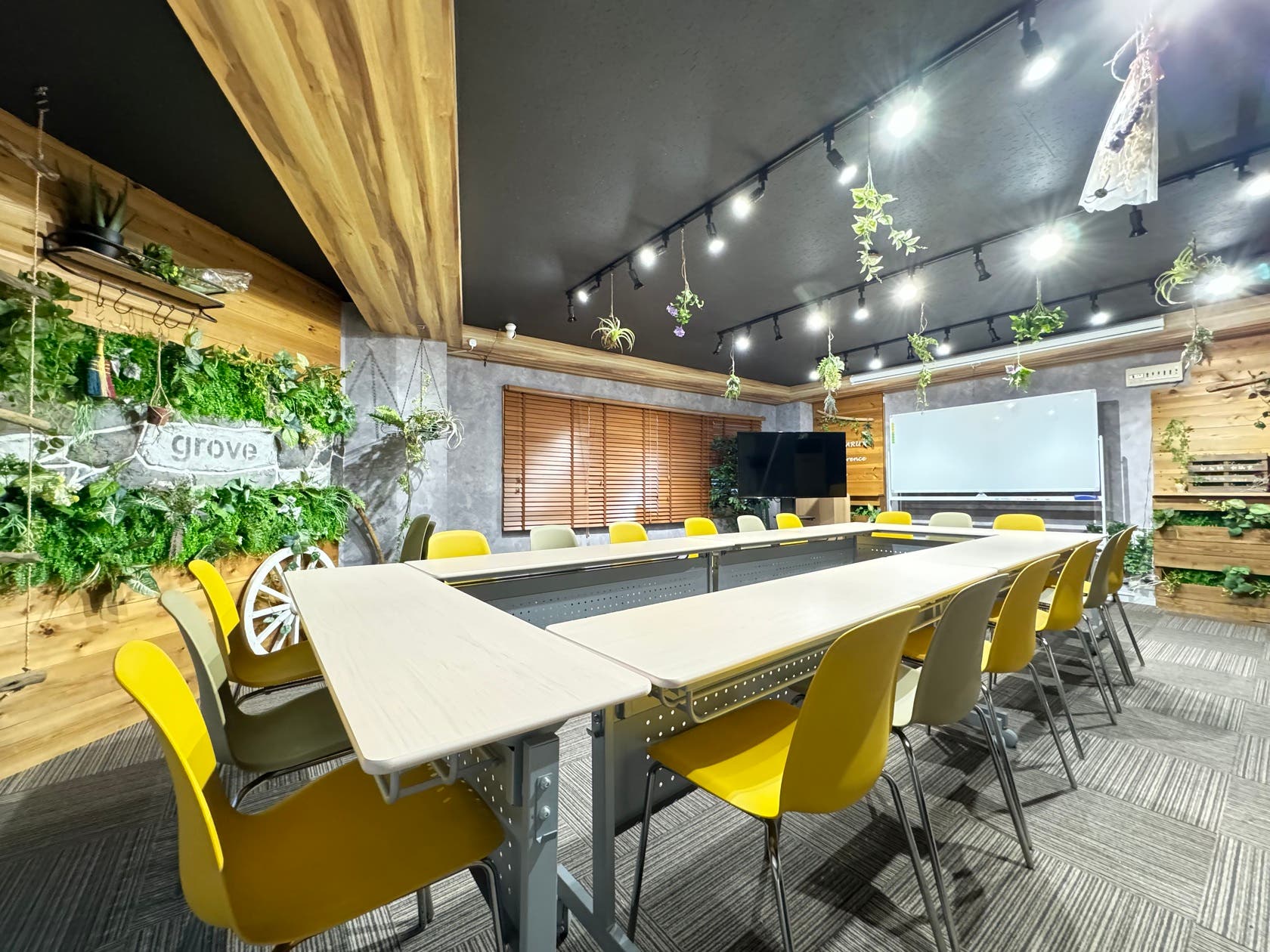 🎯新大阪駅徒歩1分🎯【ホワイドボード2台あり】🌈隣に控室用意可能(要予約)🌈追加料金不要🌈◆お気軽会議室新大阪grove◆◆の写真6
