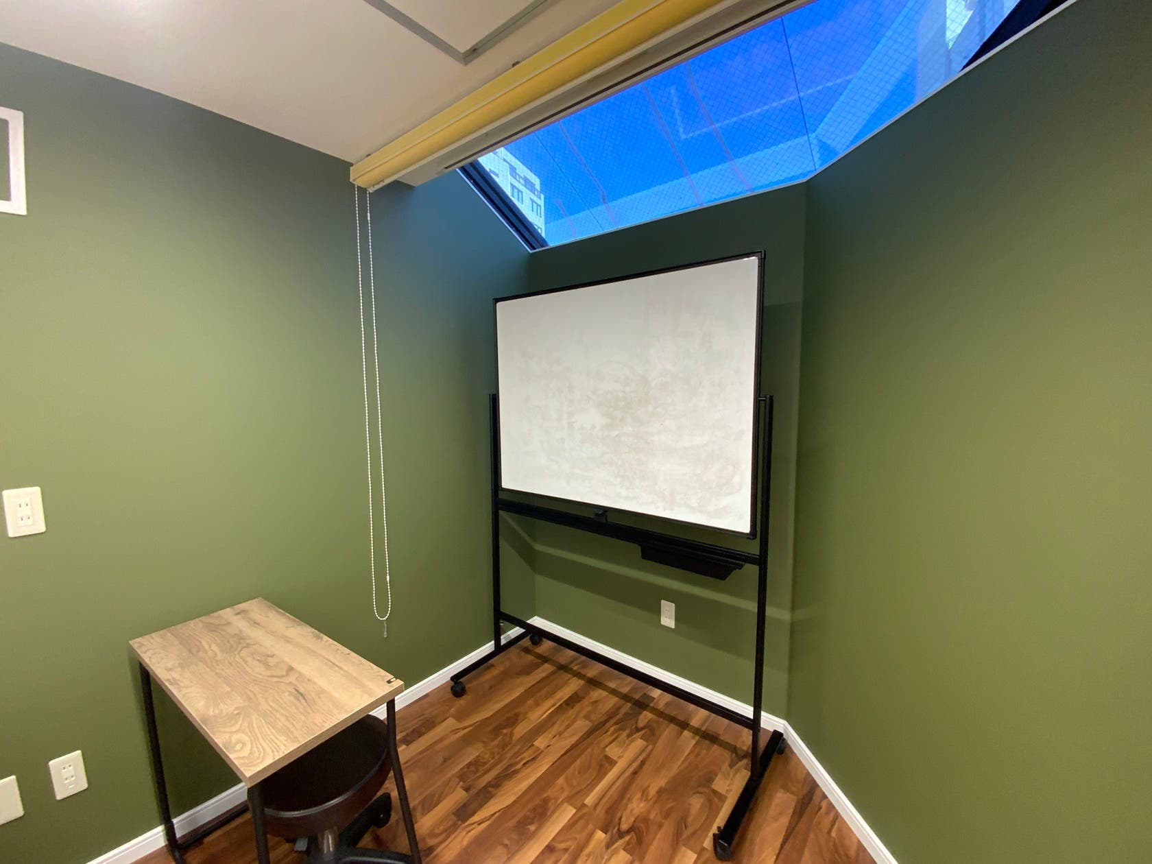 清潔第一【最大30名】０１ルーム　仙台駅歩いて8分！会議、ミーティング、ワークショップなど最適22名♪勉強女子会の写真10