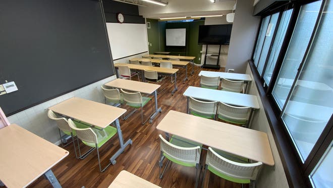 清潔第一【最大30名】01ルーム 仙台駅歩いて8分!会議、ミーティング、ワークショップなど最適22名♪勉強女子会の写真1