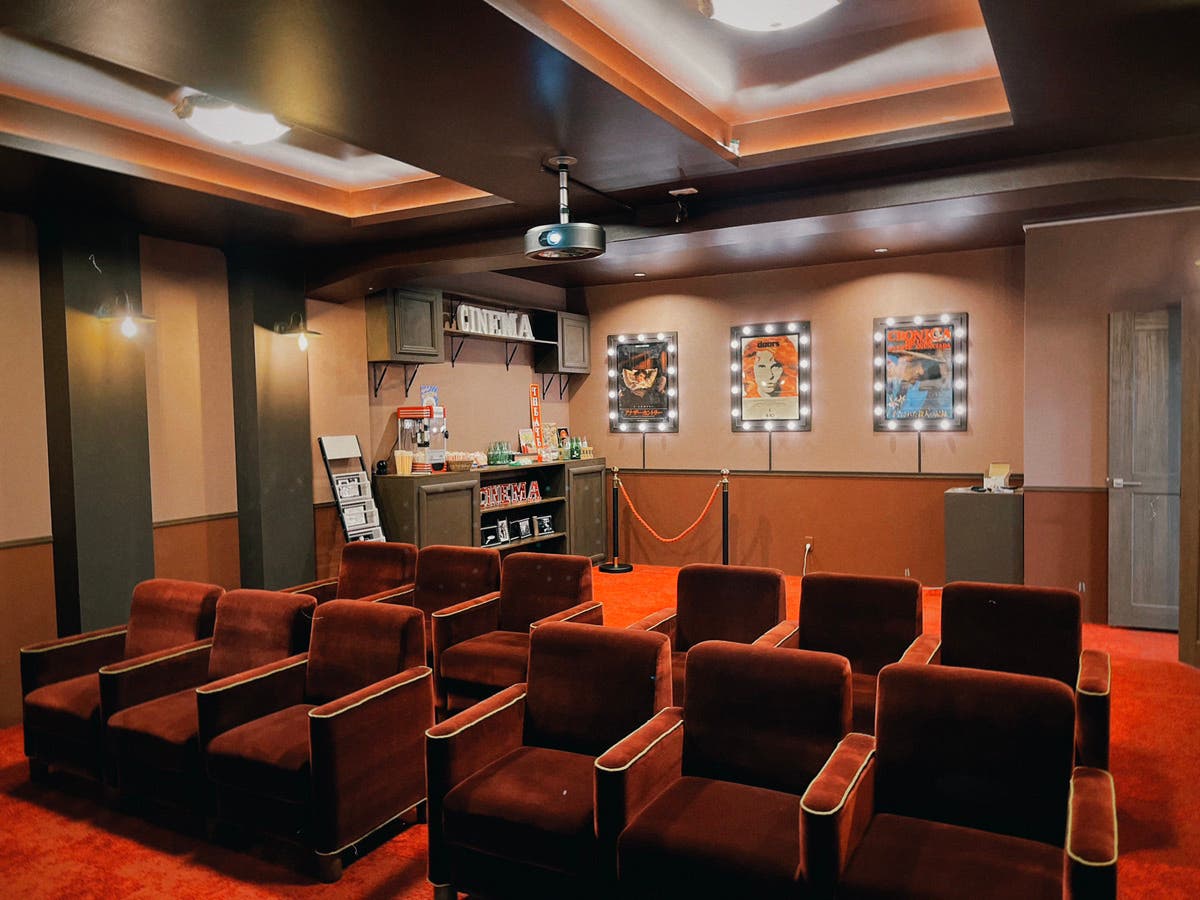 【シネマスタジオ】in Booty東京　🎬映画鑑賞・上映会にお勧め🎬レトロなシアターセット！の写真3