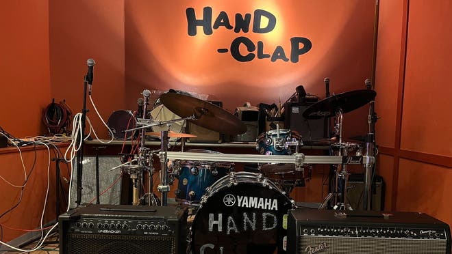 馬橋駅から徒歩5分のライブ会場貸切(楽器備え付け、飲食持ち込み自由)の写真1