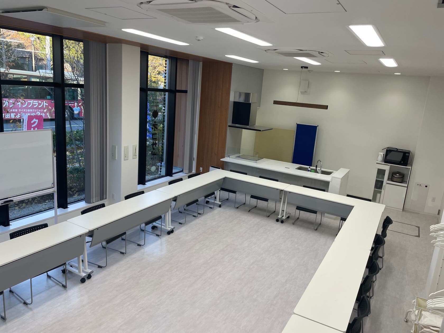 スペース①最大20名収容のキッチン付きレンタルスペース✨パーティー✋ママ会🎈会議⭐大型モニター65㌅📺YouTube視聴可の写真11