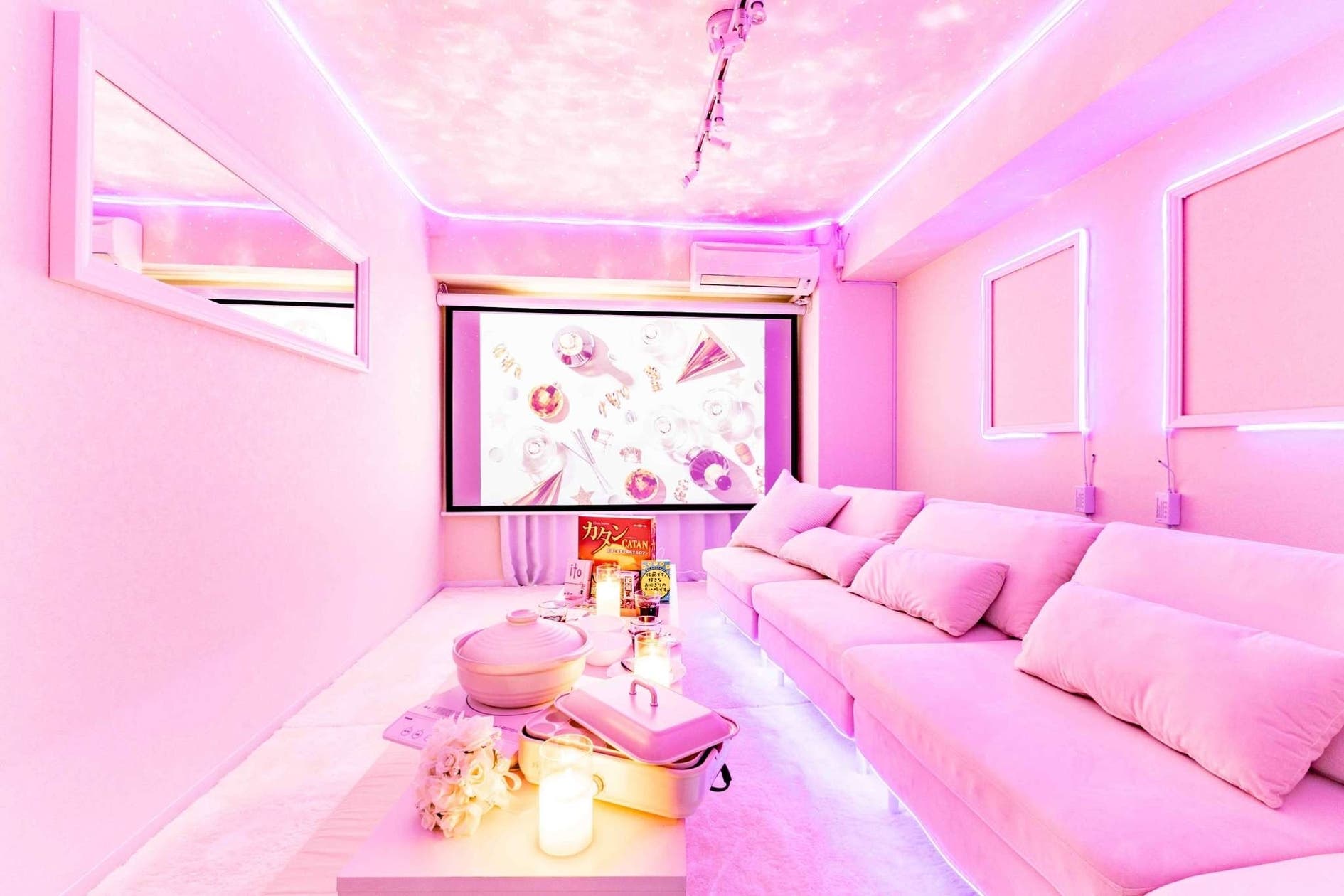 LEDライトで盛れるスペース☄推し活🫰100㌅大画面プロジェクターで動画鑑賞🎦ゲーム🎮の写真5