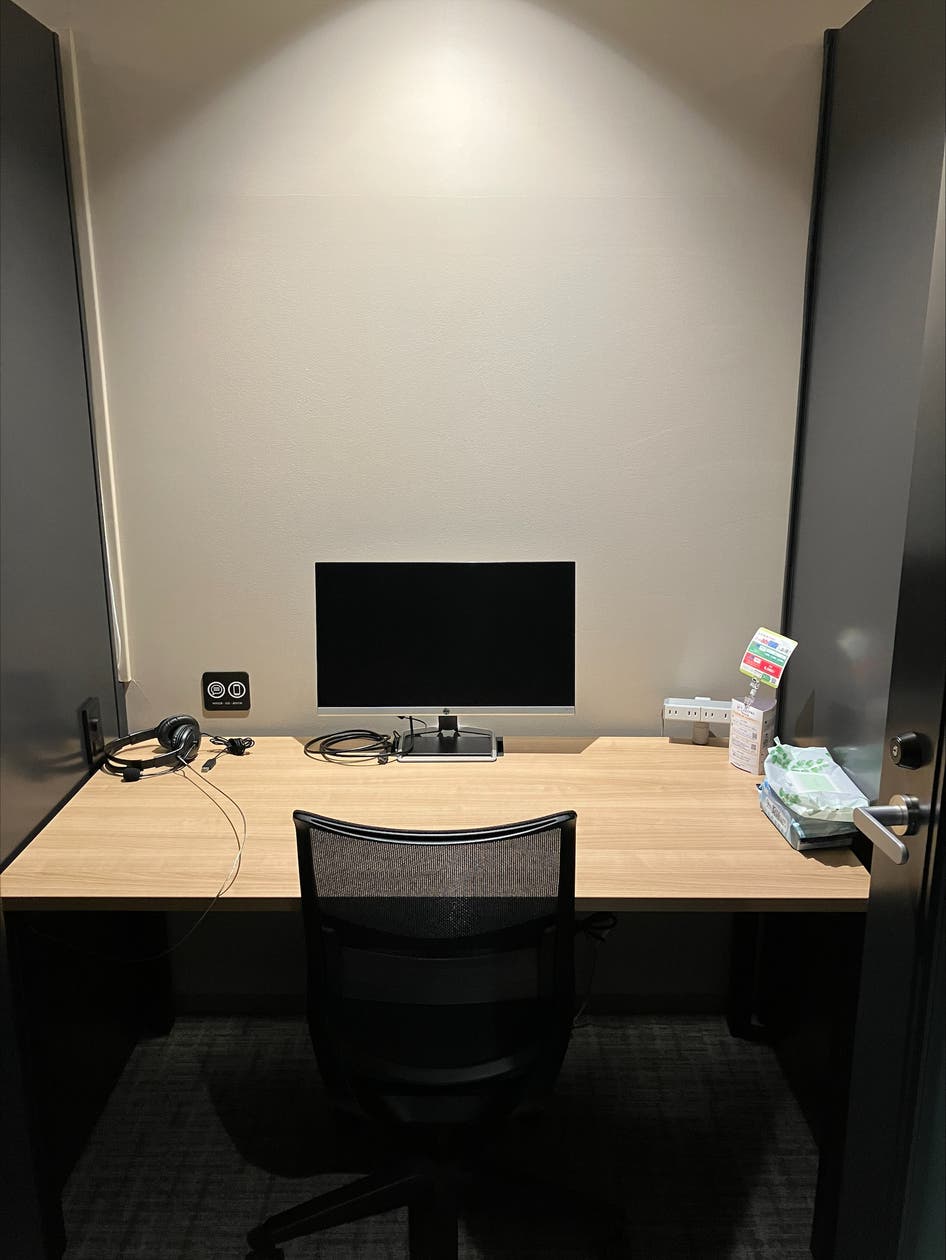 BOOTH 04(1名)の写真1