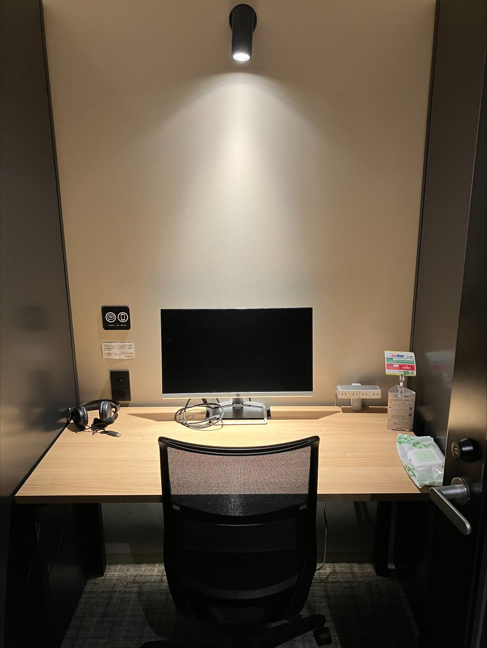 BOOTH 06(1名)の写真1