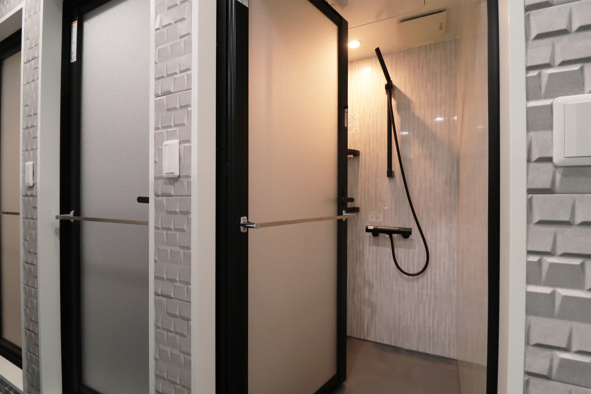 【完全個室・パワーラック】【西川口駅徒歩1分の駅チカ】トレーニングに特化♪・シャワー・パウダールーム完備♪無料オプション品多数♪の写真7