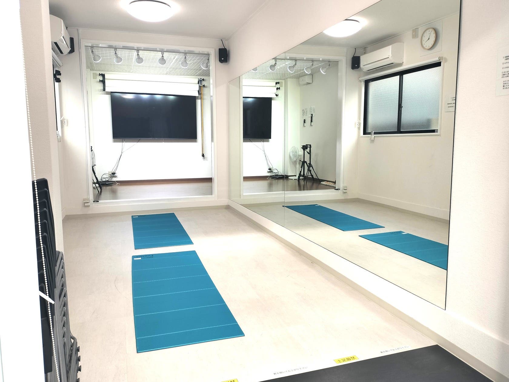 新大阪駅から徒歩3分、1～2人でのダンス、ヨガ、コスプレ、楽器練習、写真・動画撮影にピッタリの写真4