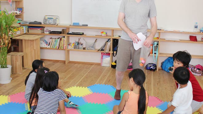 自然素材を活かした落ち着いたレンタルオフィスの写真5