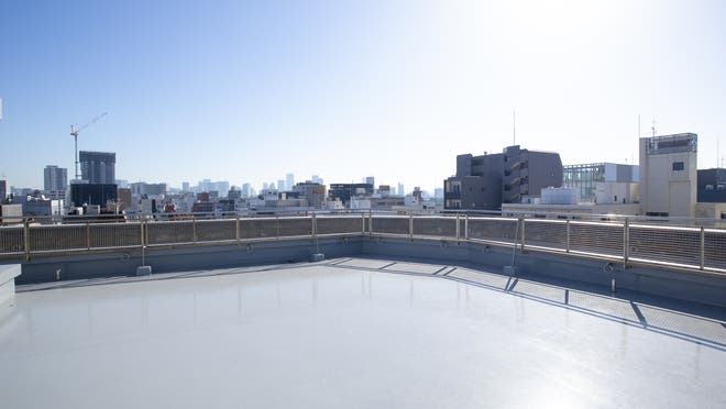 【新宿2丁目屋上スタジオ】新宿のビル群を望める屋上スタジオの写真2