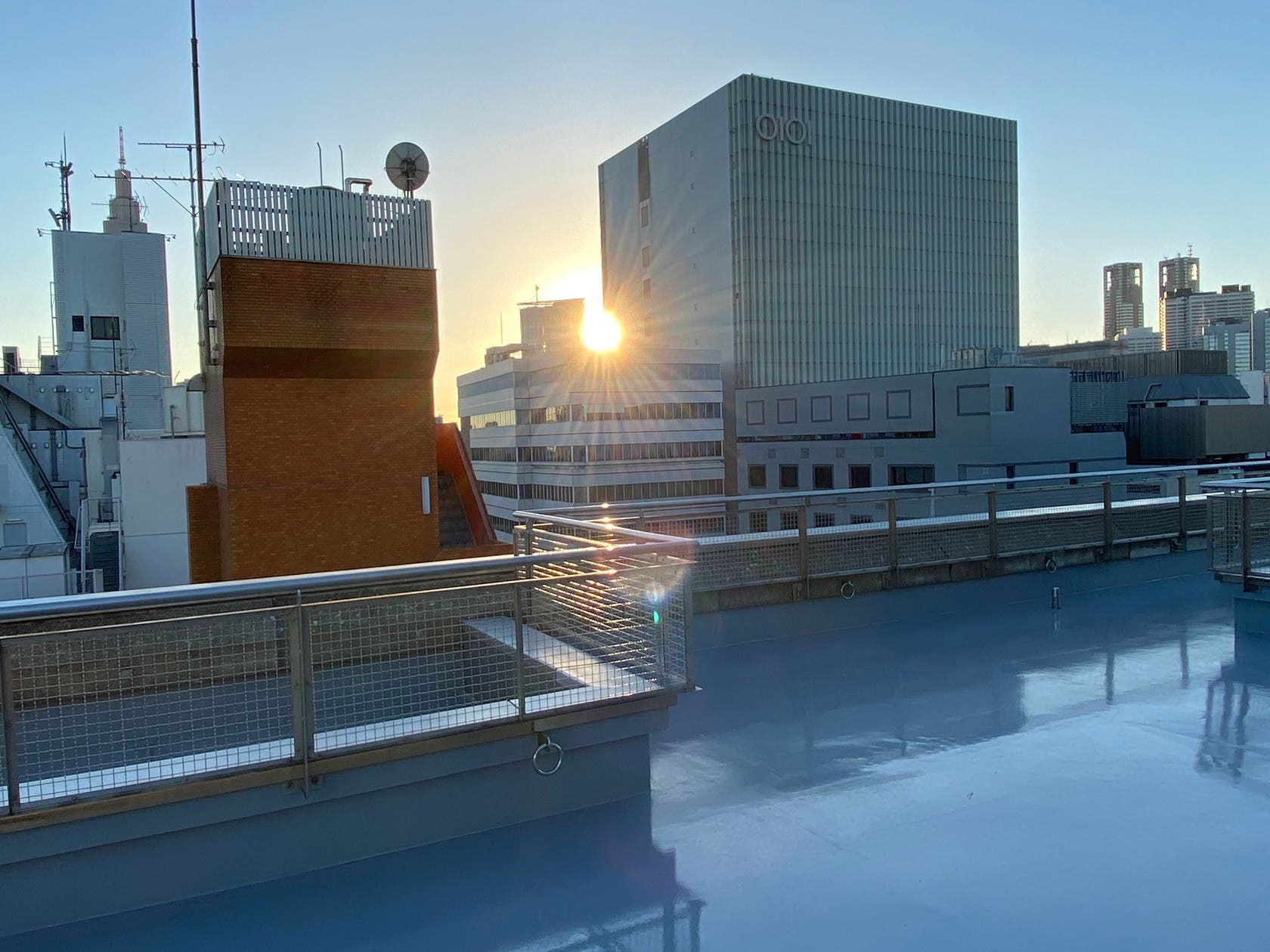 【新宿２丁目屋上スタジオ】新宿のビル群を望める屋上スタジオの写真8