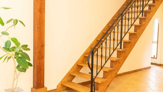 フォトジェニックなフラワーチャペル&吹き抜けダイニングの写真6