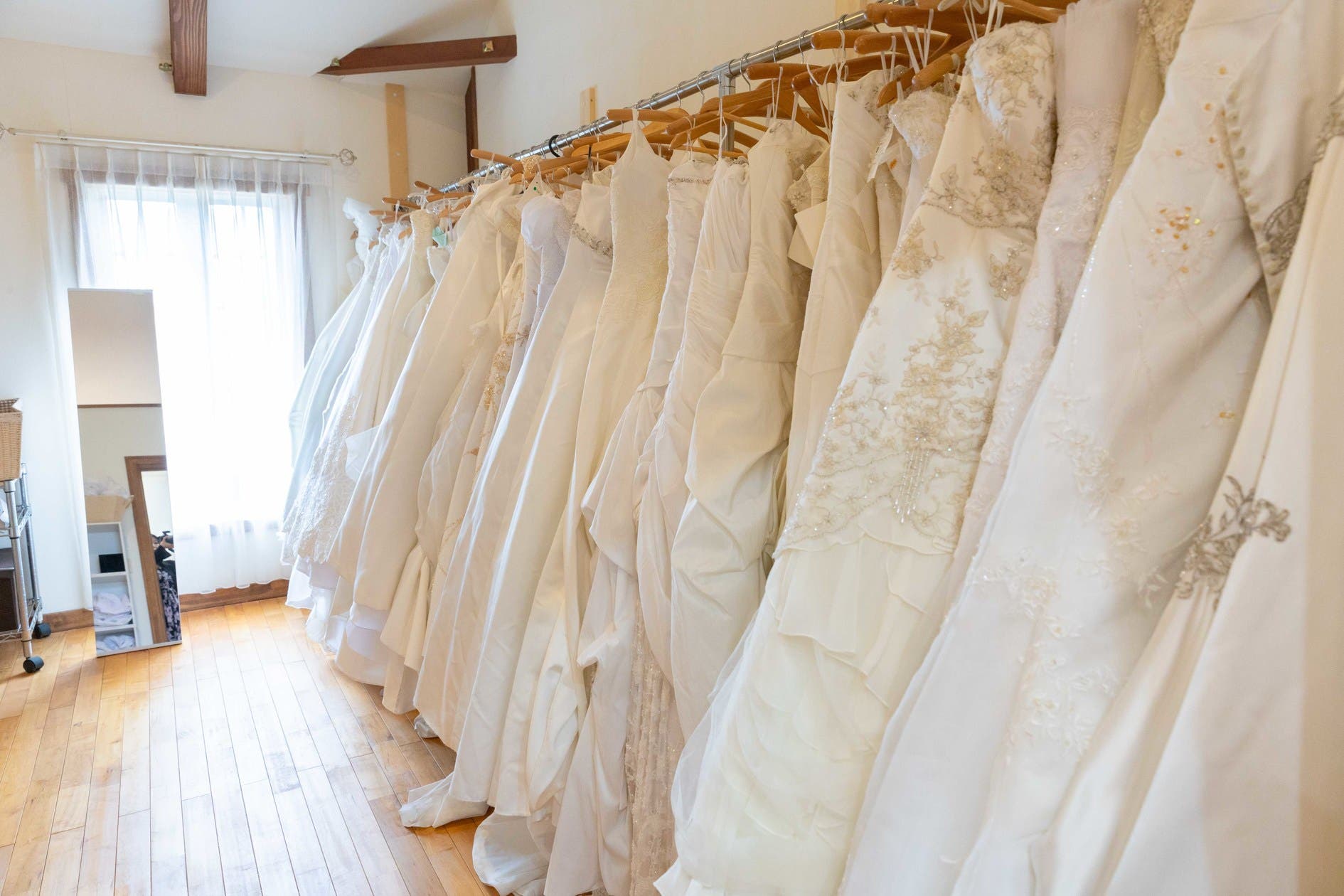 ドレスレンタルの画像1