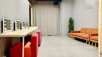 横浜駅から徒歩2分!大型ビジョン常設の総合撮影スタジオが誕生。4面構成のLED空間を使用して圧倒的な空間演出ができます。の写真5