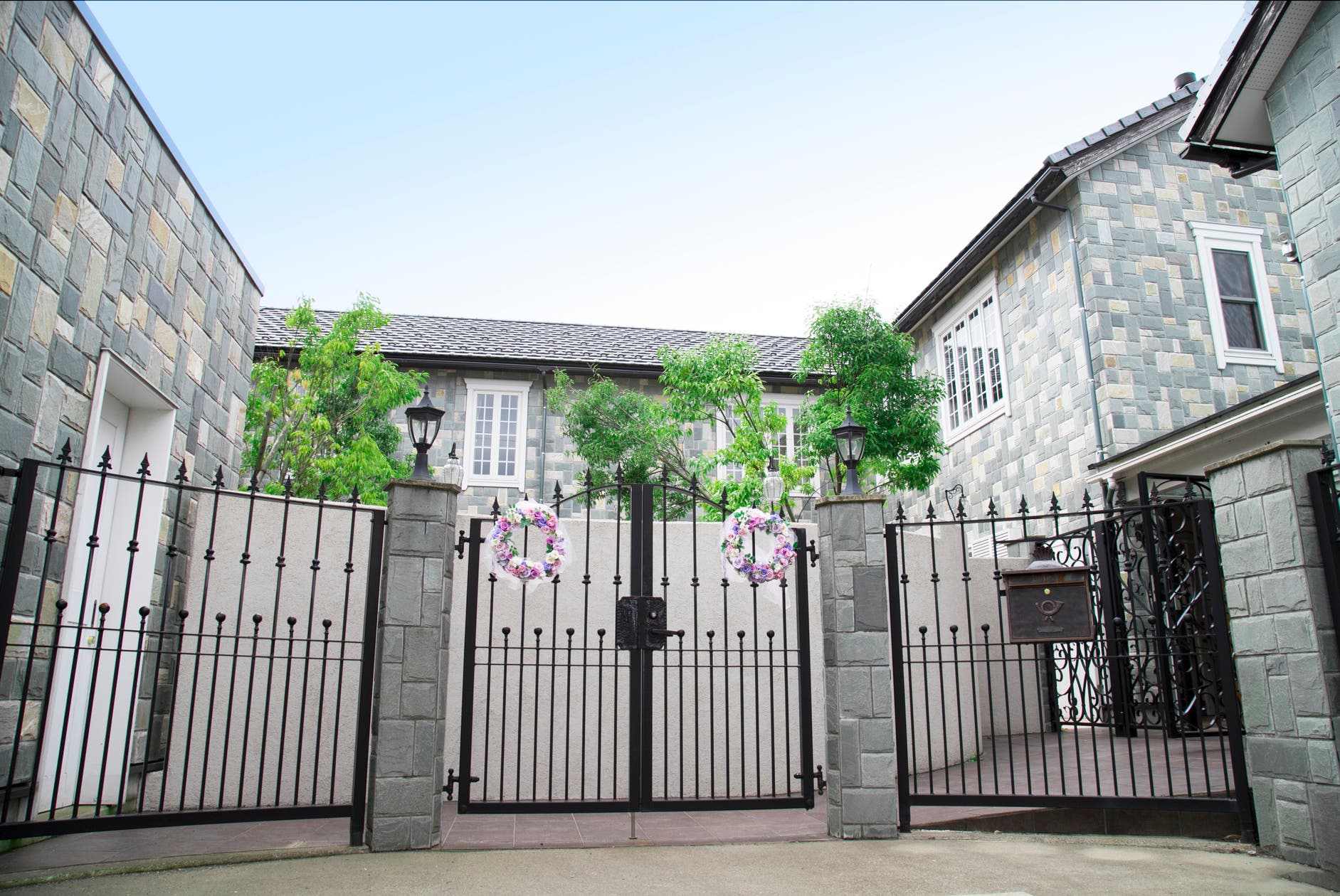 和装撮影にも♪和室+フォトジェニックなフラワーチャペル＆吹き抜けダイニングの写真12