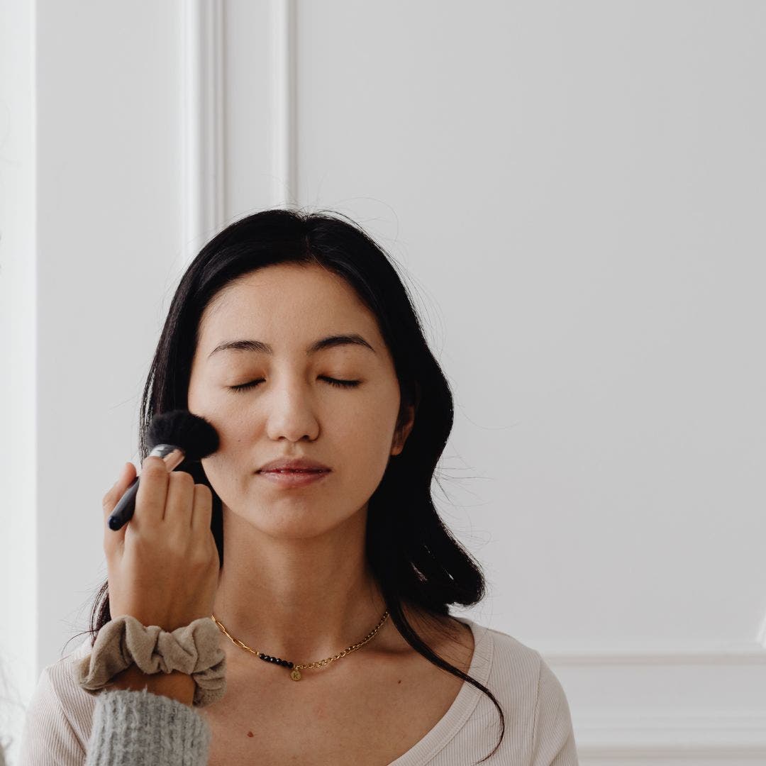 フェイスメイクの画像1