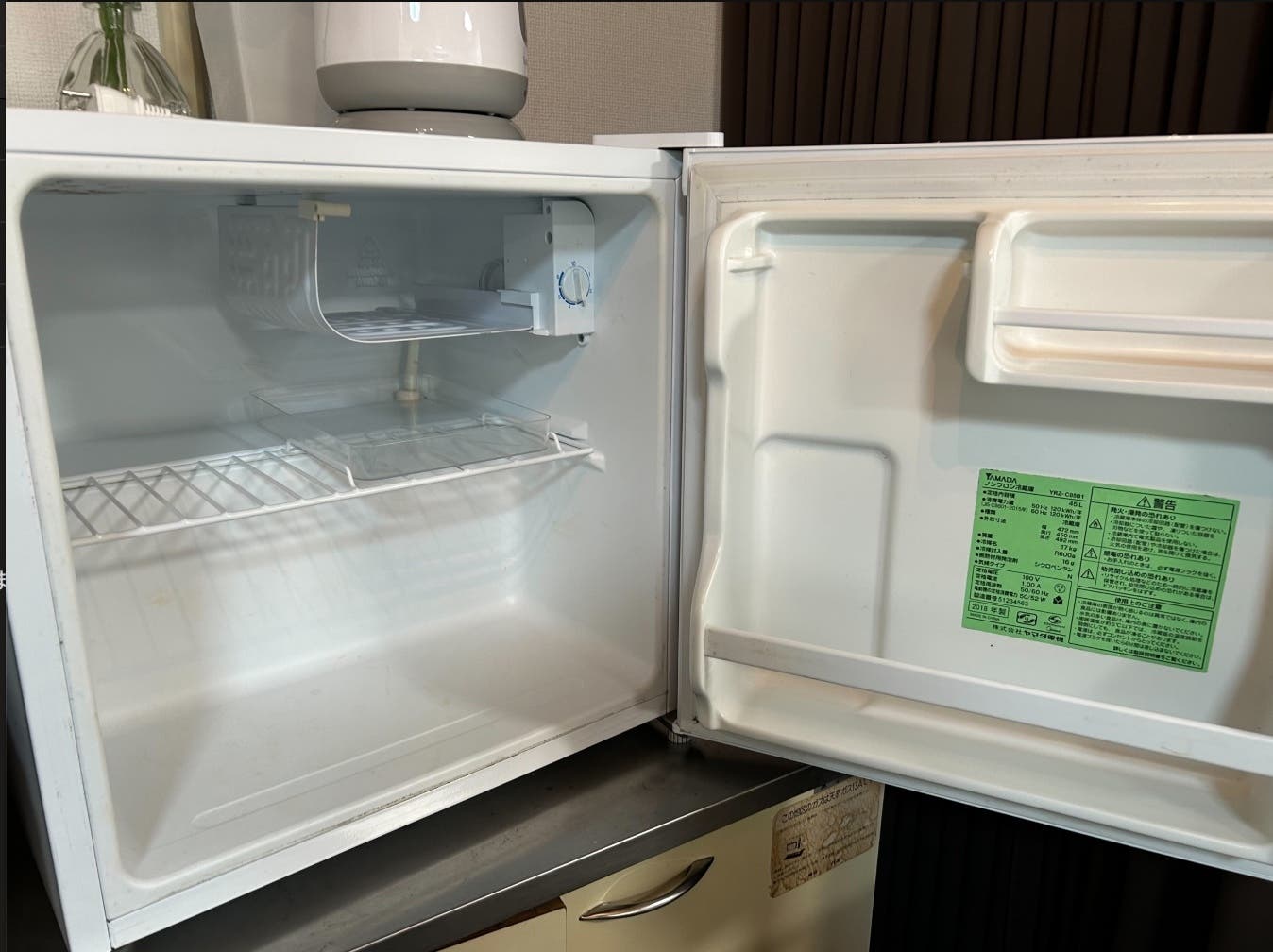 四ツ谷駅🚶‍♂️2分🍀最大20名可🍀 光WIFI/大モニター/ホワイトボード/施術ベッド備品全無料✨1日プラン有✨会議/ゲームの写真13