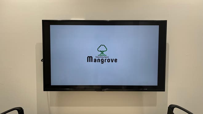 【那覇市/旭橋駅徒歩2分】4名貸会議室_RoomD【電源・Wi-Fi・モニター・業務用プリンタ】の写真4