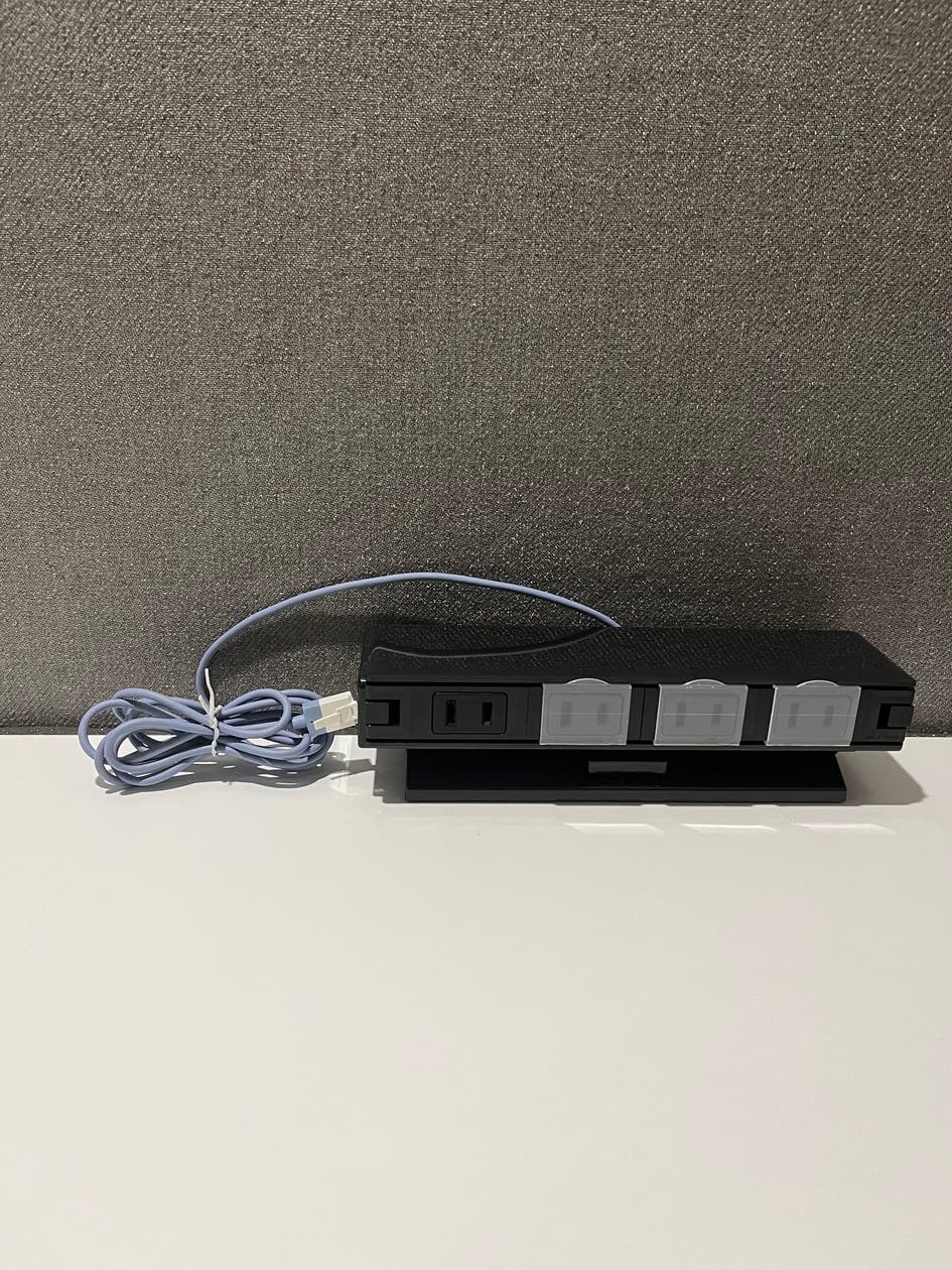 【那覇市/旭橋駅徒歩2分】1名用フォンブース_CubeF／完全個室で快適な作業・web会議に集中！の写真3