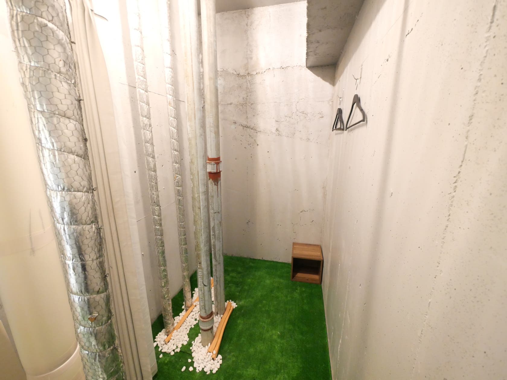 【横浜駅2分】超駅近🚶｜高性能ピラティスマシン完備｜15平米｜地域最安値｜更衣室有｜真っ白内装｜ヨガ・トレーニングも👍の写真10