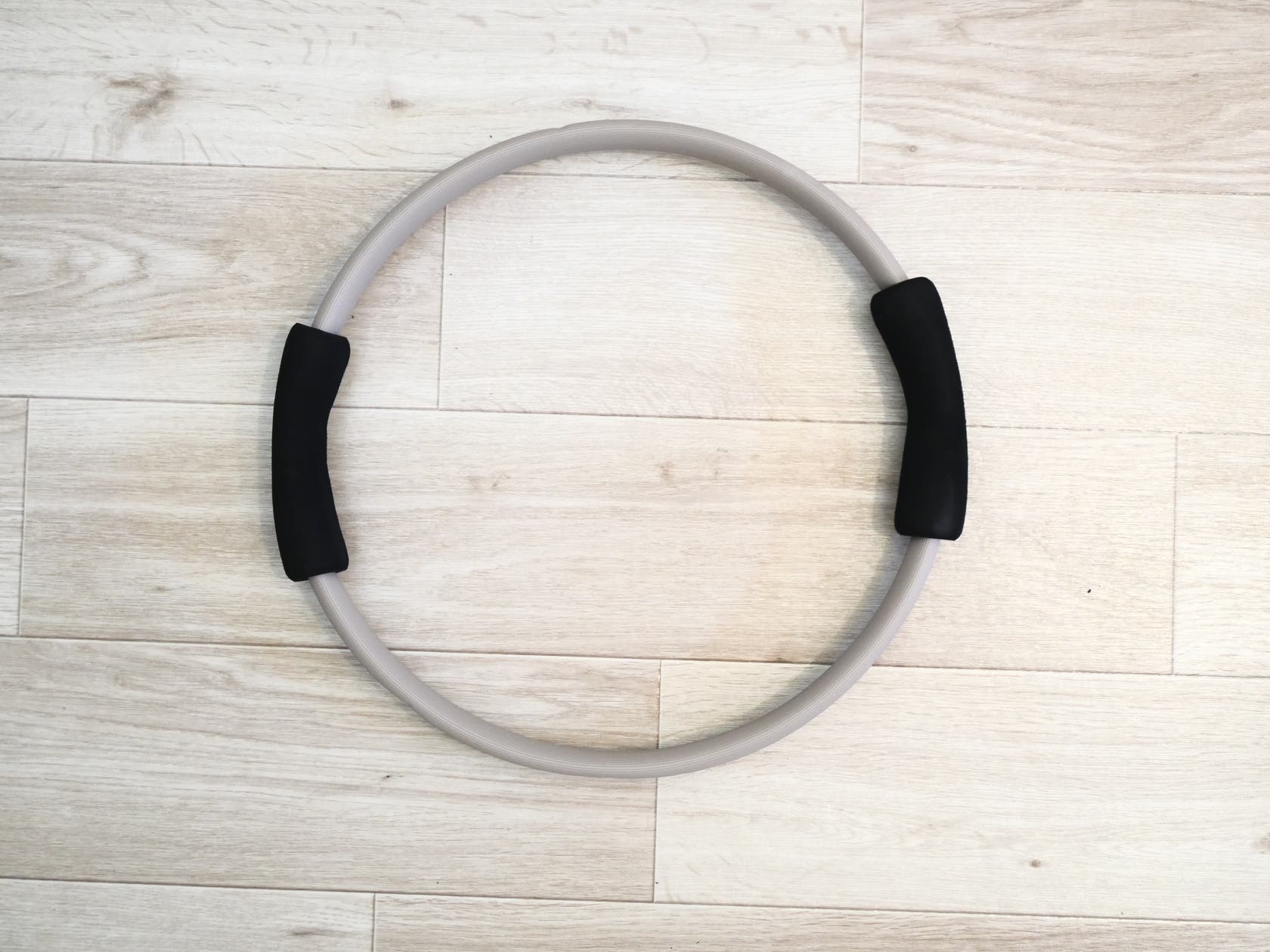 【横浜駅2分】超駅近🚶｜高性能ピラティスマシン完備｜15平米｜地域最安値｜更衣室有｜真っ白内装｜ヨガ・トレーニングも👍の写真13