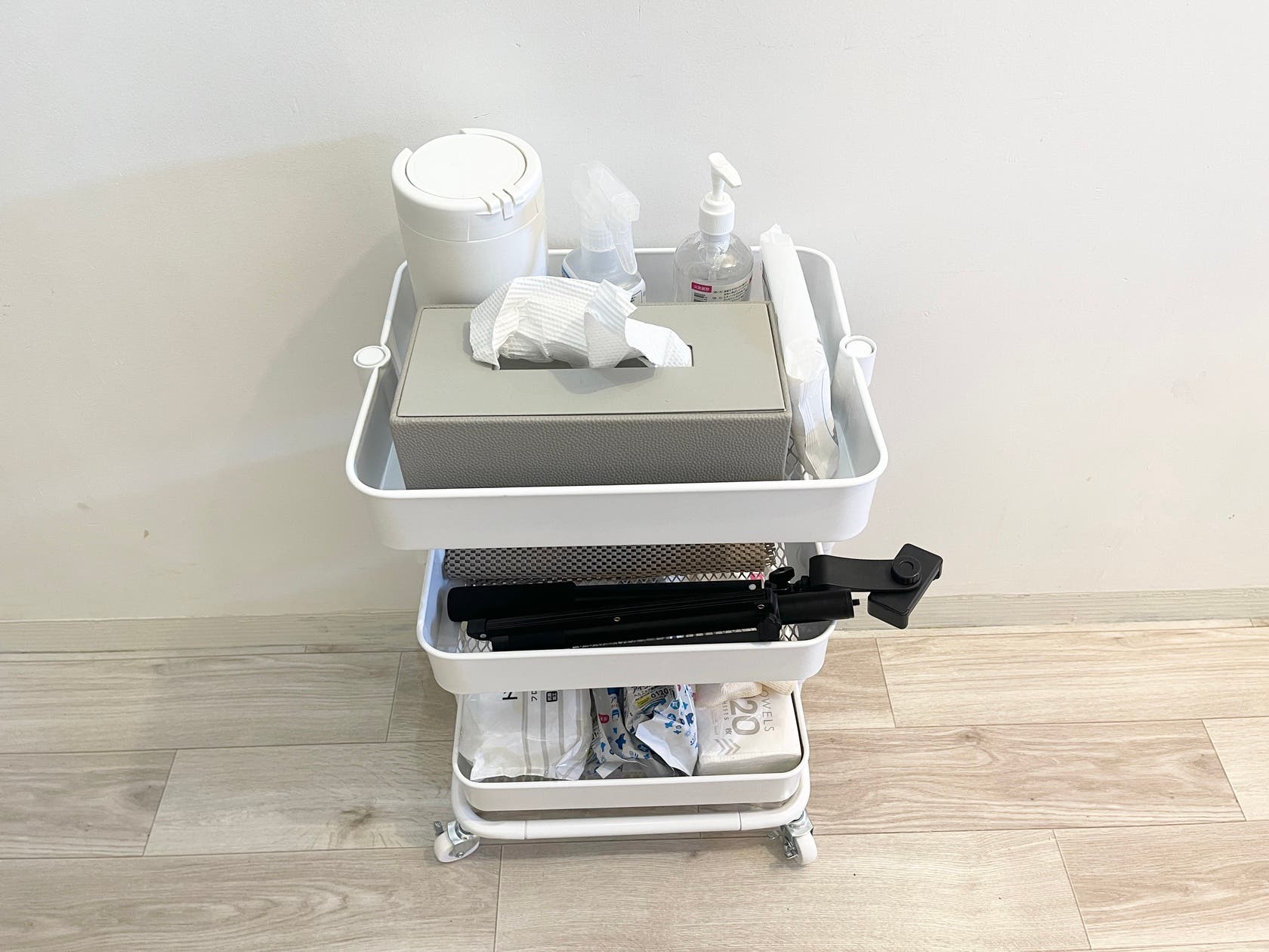 【横浜駅2分】超駅近🚶｜高性能ピラティスマシン完備｜15平米｜地域最安値｜更衣室有｜真っ白内装｜ヨガ・トレーニングも👍の写真21