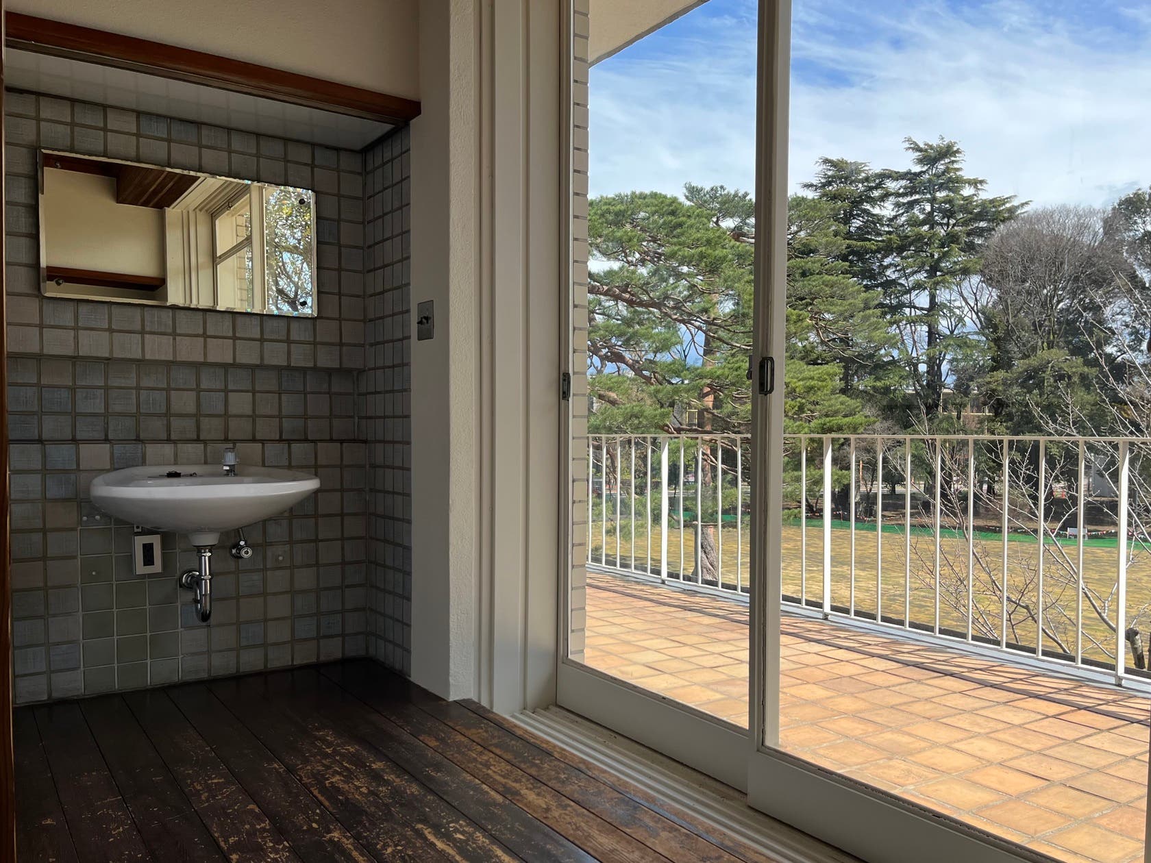 築87年・歴史あるモダン建築の静かな和室｜お教室や交流会、勉強会にの写真3