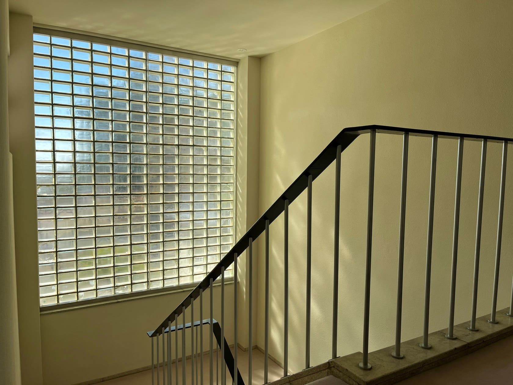 築87年・歴史あるモダン建築の静かな和室｜お教室や交流会、勉強会にの写真4