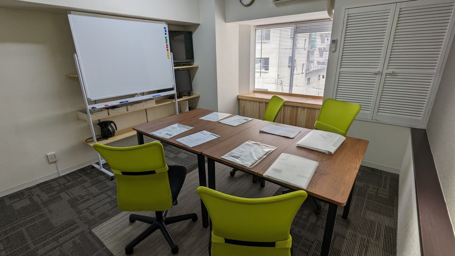 365日  一律料金　￥900　金山駅徒歩2分　第２のオフィスに　会議室、ボードゲーム　占い　面接会場におすすめの写真5