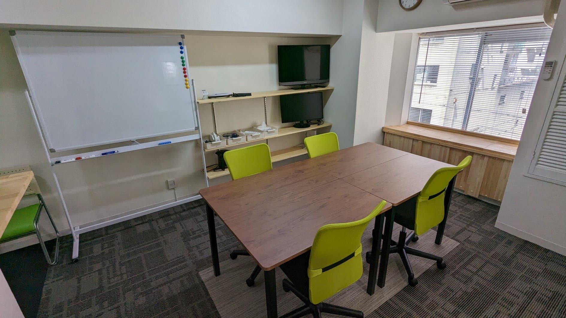 365日  一律料金　￥900　金山駅徒歩2分　第２のオフィスに　会議室、ボードゲーム　占い　面接会場におすすめの写真11