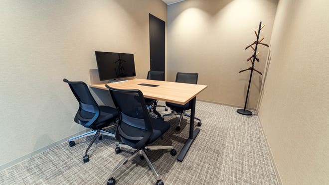 会議室 03(4名)の写真1