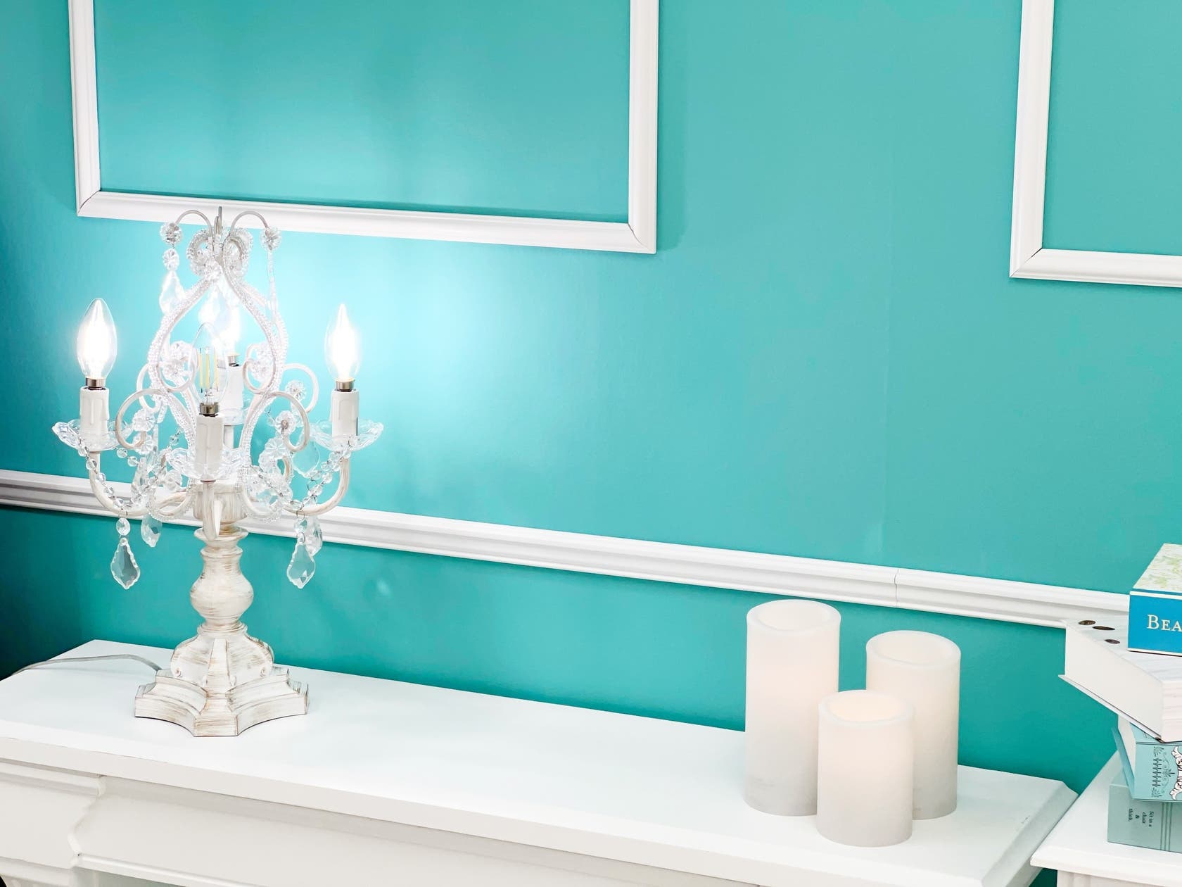 可愛いをお安く💓高田馬場駅５分🌟姫系撮影が５面背景（天蓋ベット｜シック｜花壁｜パステル壁｜白壁・白家具）撮影機材無料！の写真18