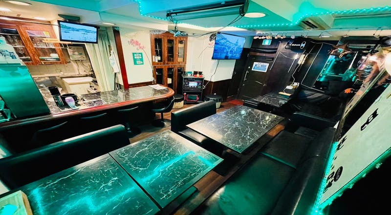 24時間365日🏪歌い放題🎶騒ぎ放題のBAR🍷上野広小路徒歩３分🚃喫煙オッケー🚬