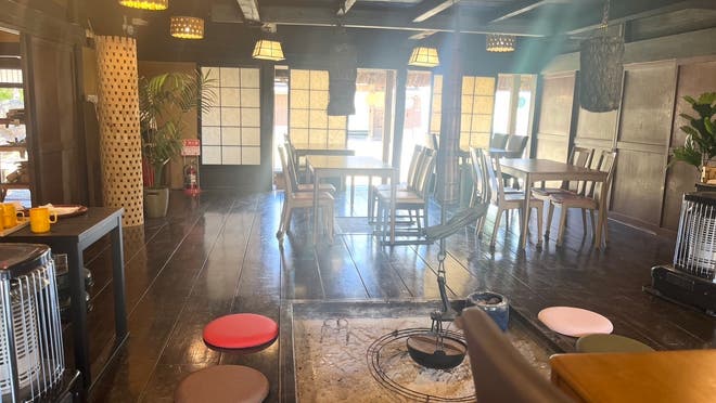 岐阜県白川郷から移設された合掌造りをスペース貸しの写真11